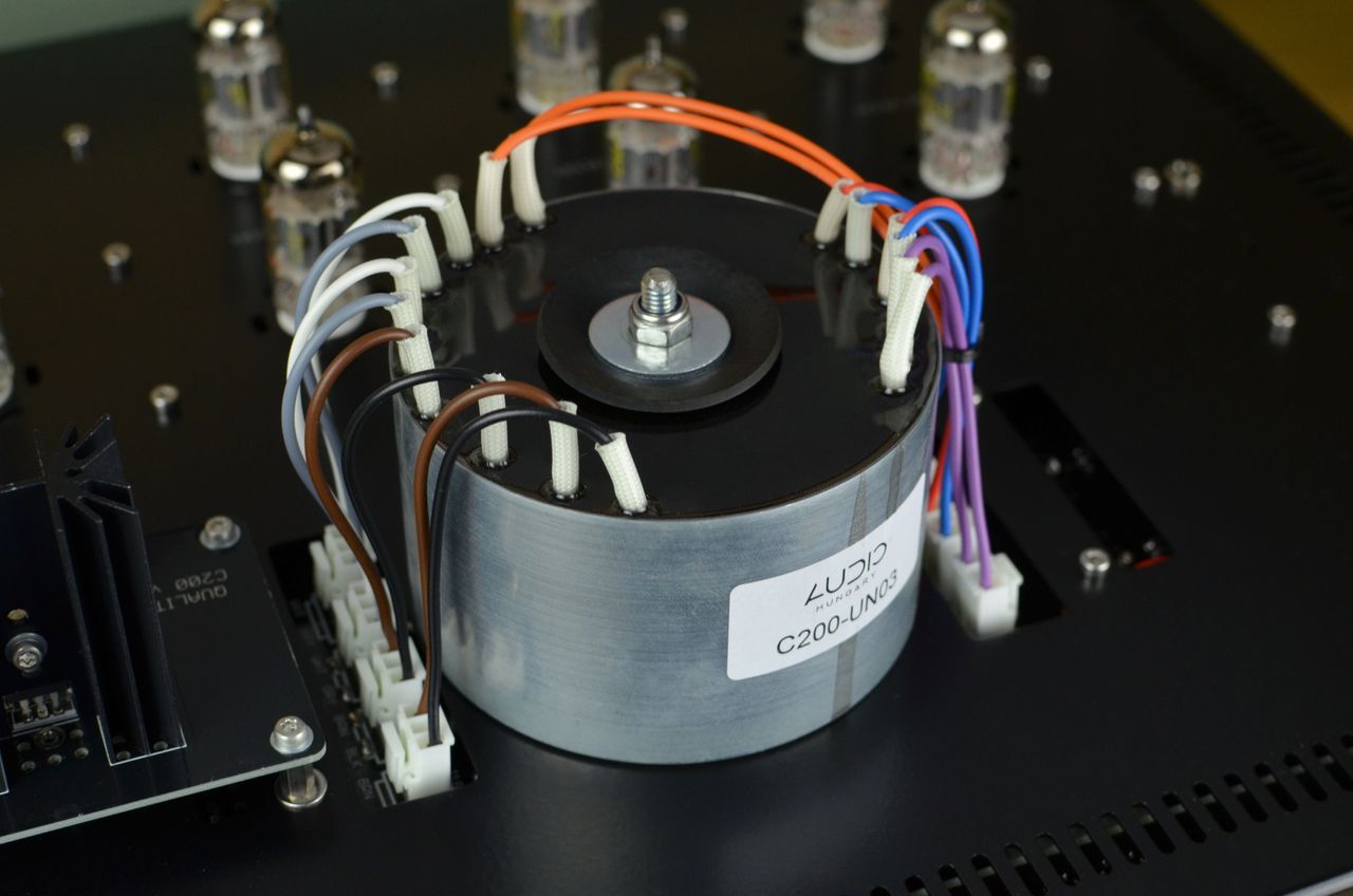 C200 - Qualiton Audio Systems
